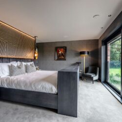 Collectors Homes - Hepplestone Fine Art